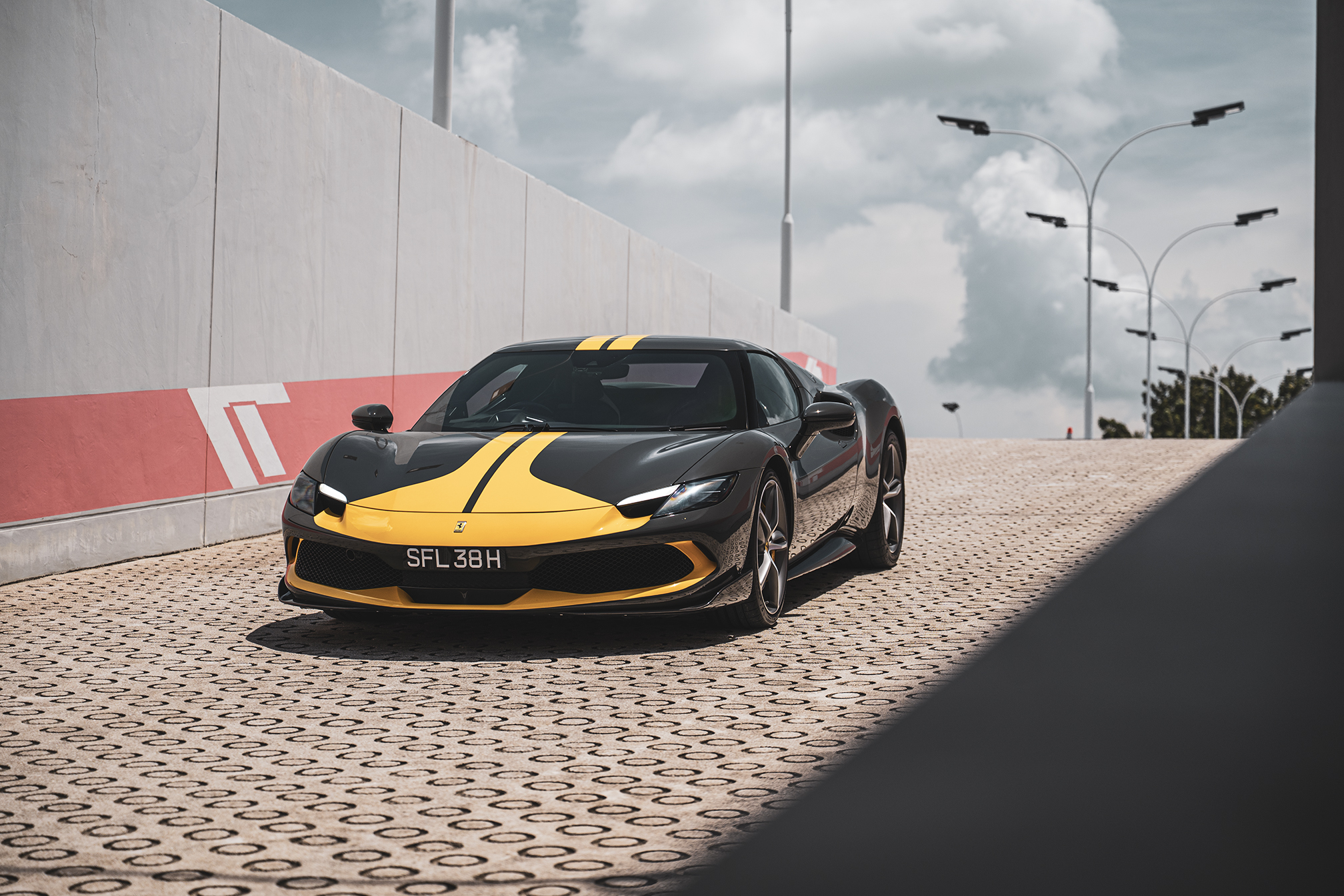 Ferrari 296 GTB Review - Burnpavement